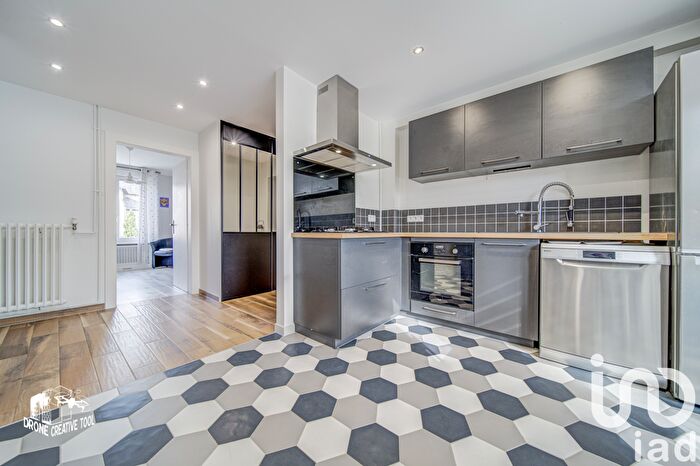 Appartement à vendre - Augny - 4 pièces - 2 chambres