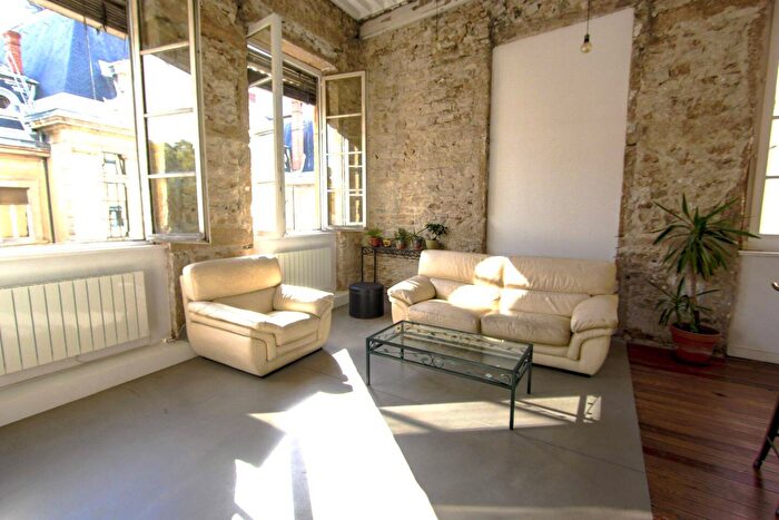 Appartement à louer - Lyon ème arrondissement - 2 pièces - 1 chambre