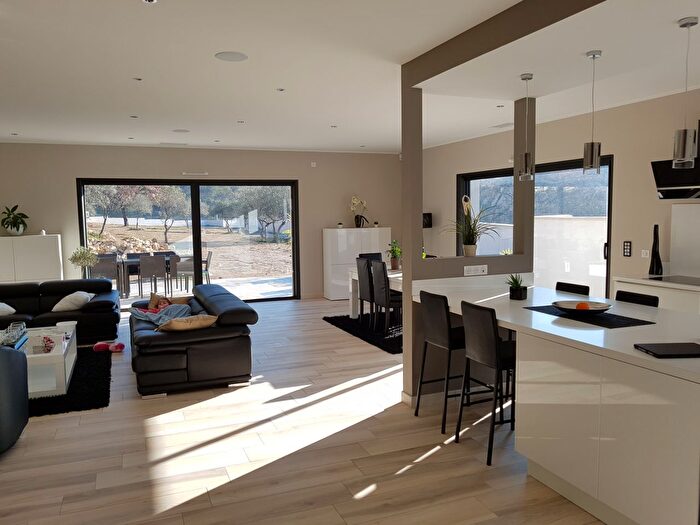 Maison à vendre - Noailles - 5 pièces - 3 chambres