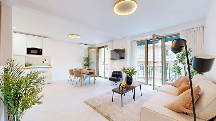 Appartement à vendre - Nice, Carré dor - 3 pièces - 2 chambres