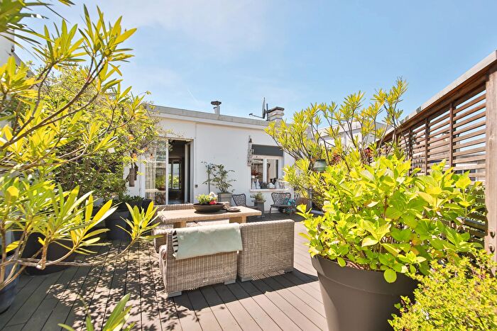 Neuilly-sur-Seine, Parc de Neuilly - Appartement 6 pièces à vendre
