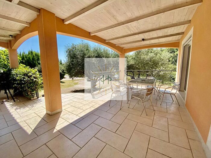 Maison à vendre - Le Teil - 5 pièces - 3 chambres