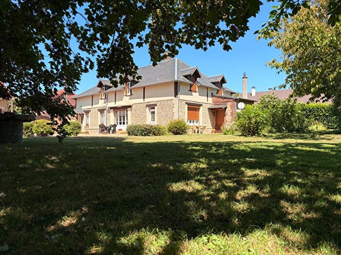 Villers-en-Vexin : Maison 13 pièces à vendre