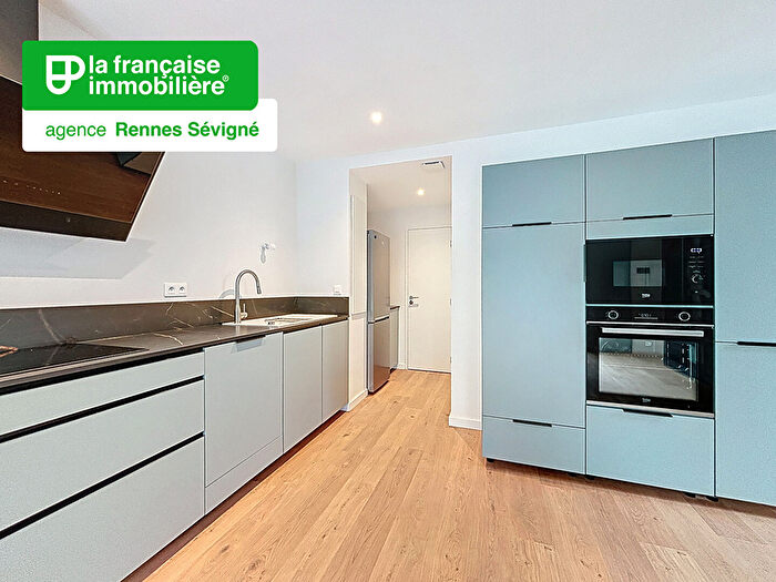 Appartement à louer - Quartiers Centre, Thabor, Oberthür - 3 pièces - 2 chambres