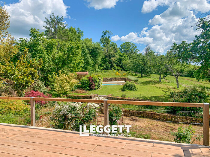 Maison à vendre - Saint-Pompont - 8 pièces - 5 chambres