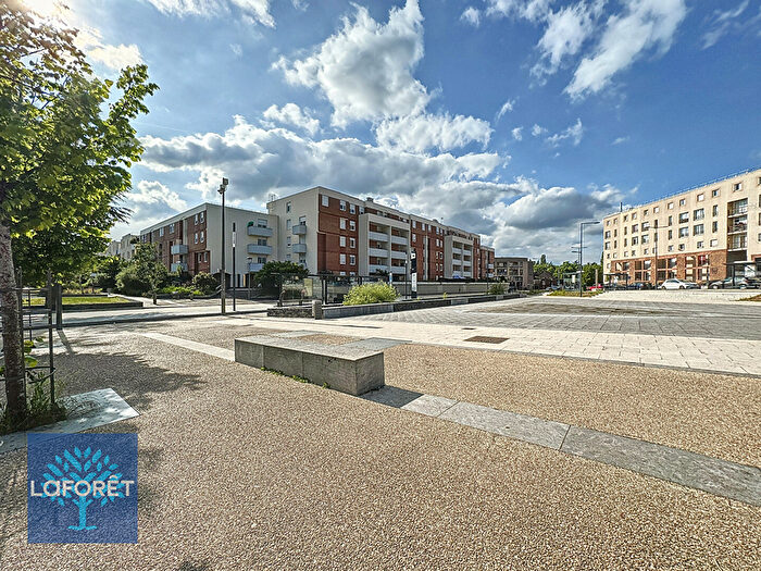 Appartement à vendre - Courcouronnes, Hôpital, Marchais Guesdon, Orme à Martin - 2 pièces - 1 chambre