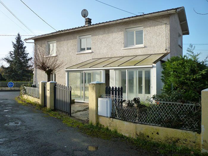 Maison à vendre - Monsempron-Libos - 8 pièces - 5 chambres