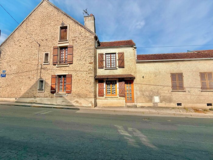 Maison à vendre - La Chapelle-Gauthier - 6 pièces - 4 chambres