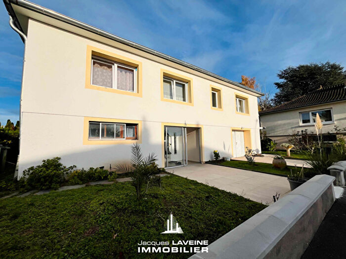 Maison à vendre - Marly - 7 pièces - 5 chambres