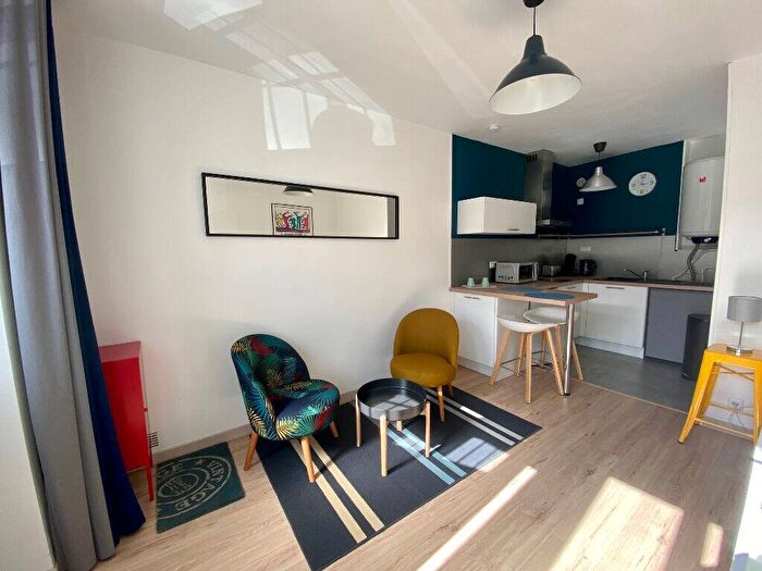 Appartement à louer - Centre Ville, Blois - 1 pièce - 1 chambre