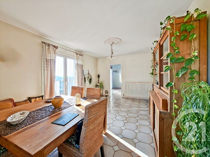 Appartement à vendre - Marseille e , Saint-Julien - 4 pièces - 3 chambres