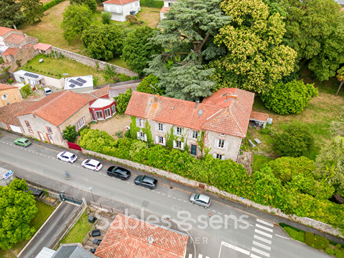Maison 13 pièces à Les Épesses, Les Epesses, à vendre