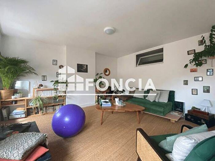 Appartement à louer - Puy-Saint Font, Périgueux - 2 pièces - 1 chambre