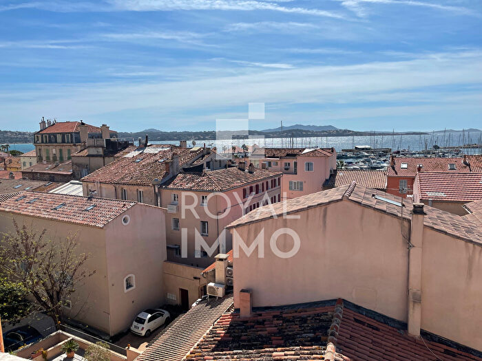 Maison à vendre - Bandol - 6 pièces - 5 chambres
