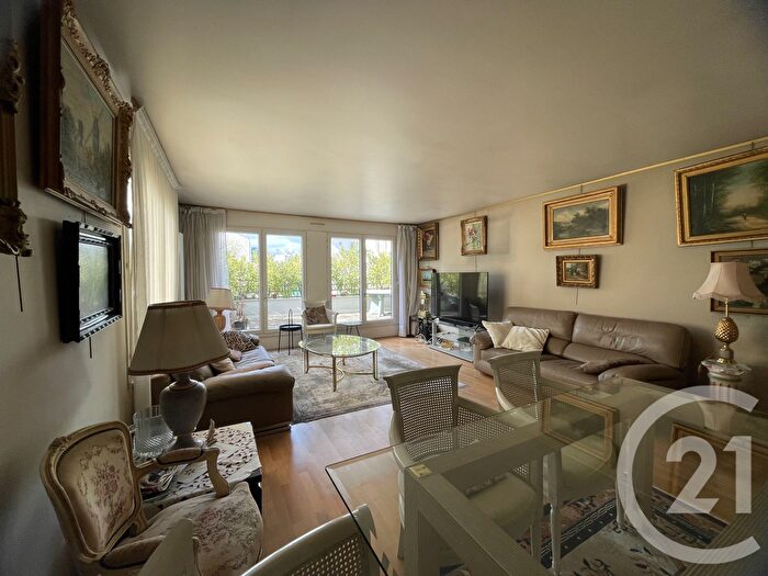 Appartement à vendre - Courbevoie, Hôtel de ville - 4 pièces - 3 chambres