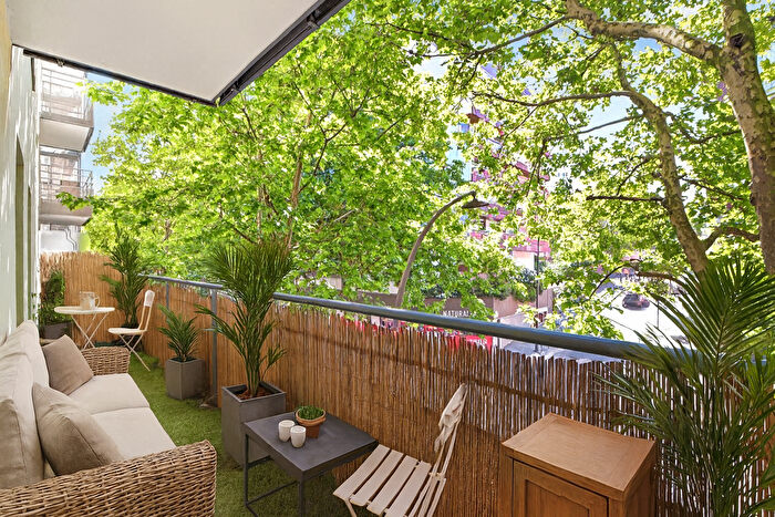 Appartement à vendre - Paris e , La Villette, Porte de Pantin - 4 pièces - 3 chambres