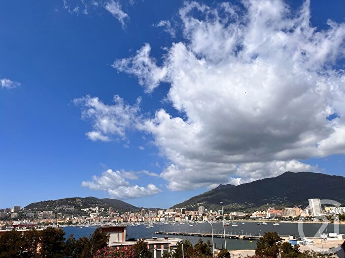 Appartement à louer - Ajaccio, Pietralba, Saint-Joseph - 2 pièces - 1 chambre