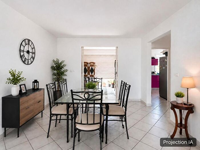Appartement 3 pièces à Baie-Mahault, à vendre
