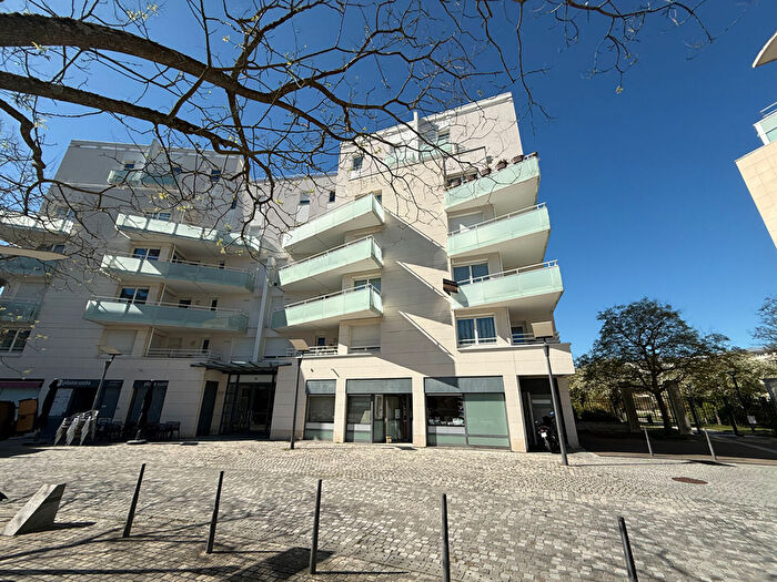 Montigny-le-Bretonneux, Le Pas du Lac - Appartement 4 pièces à vendre