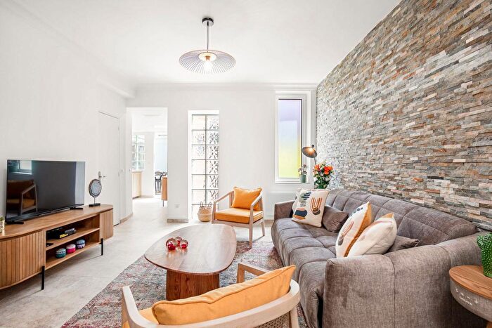 Appartement à vendre - Antibes, Coeur de ville - 3 pièces - 2 chambres