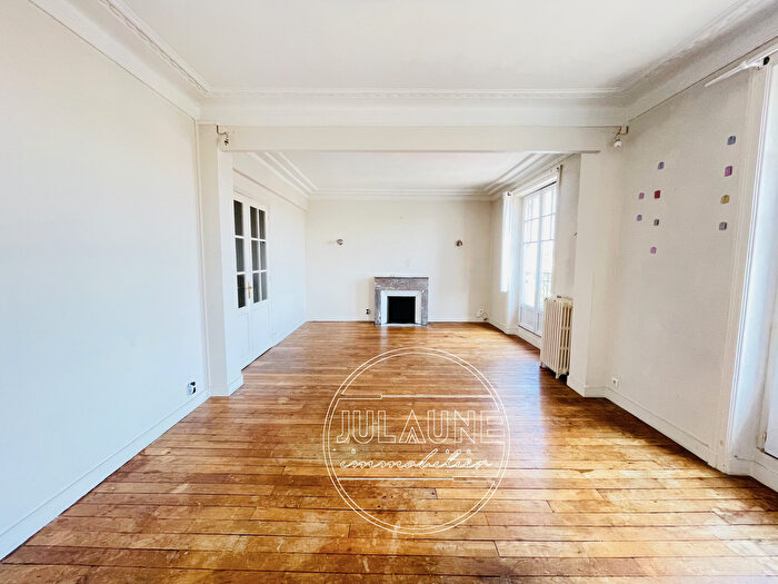 Appartement à vendre - Limoges, Centre-ville, Hôtel de Ville, Emailleurs - 4 pièces - 3 chambres