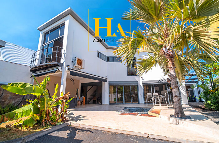 Maison à vendre - Saint-Louis, La Rivière, Ouaki - 6 pièces - 5 chambres