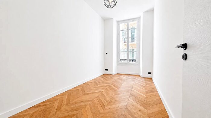 Appartement 3 pièces à vendre - Nice, Carabacel