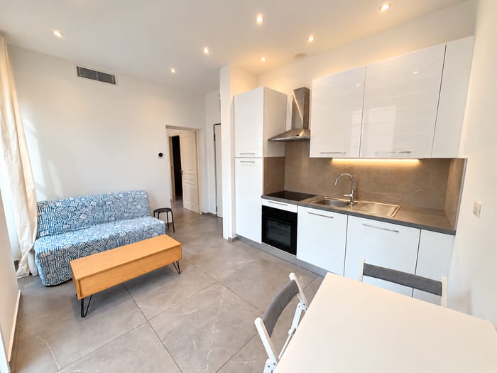 Nice : Appartement 2 pièces à louer