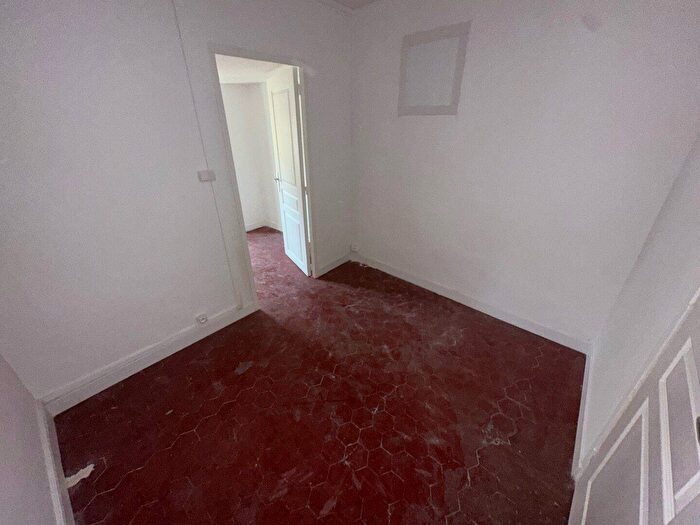 Appartement à louer - Noailles, Marseille er arrondissement - 2 pièces - 1 chambre