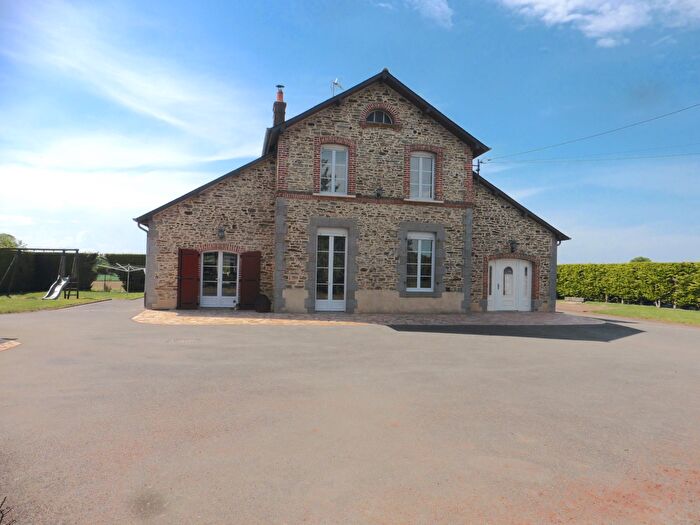 La Guerche-de-Bretagne : Maison 6 pièces à vendre