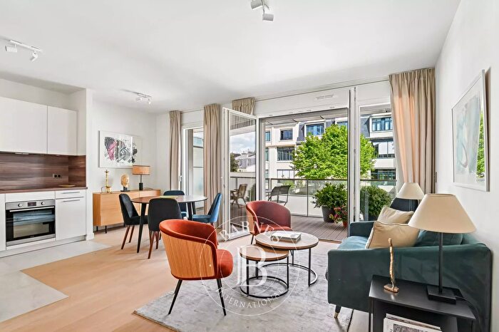 Appartement 2 pièces à Paris 7ème, Breteuil, à vendre