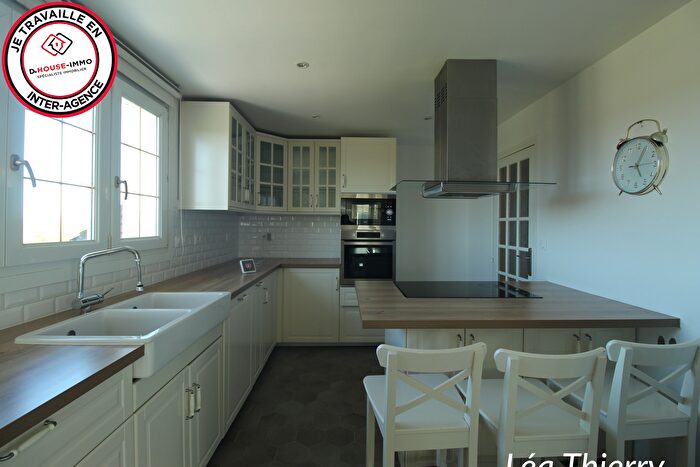 Maison à vendre - Freneuse - 5 pièces - 4 chambres