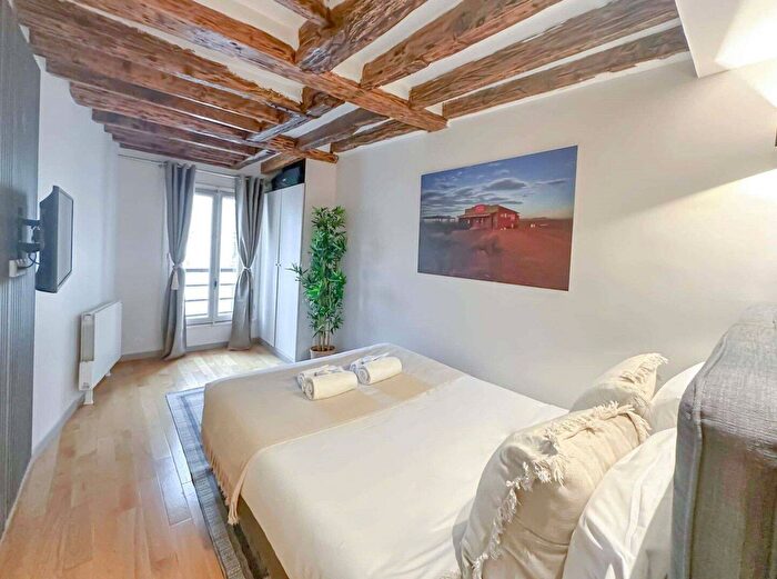 Appartement à louer - Rennes, Paris ème arrondissement - 1 pièce