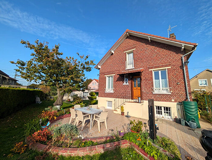 Maison à vendre - Persan - 5 pièces - 3 chambres