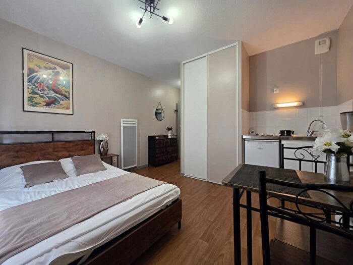 Appartement à louer - Ferrandière Maisons-Neuves, Villeurbanne - 1 pièce