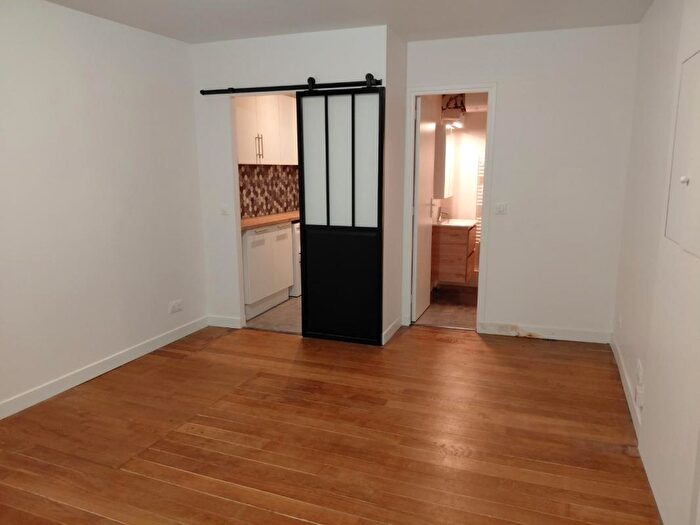 Appartement à louer - Versailles, Notre Dame - 1 pièce