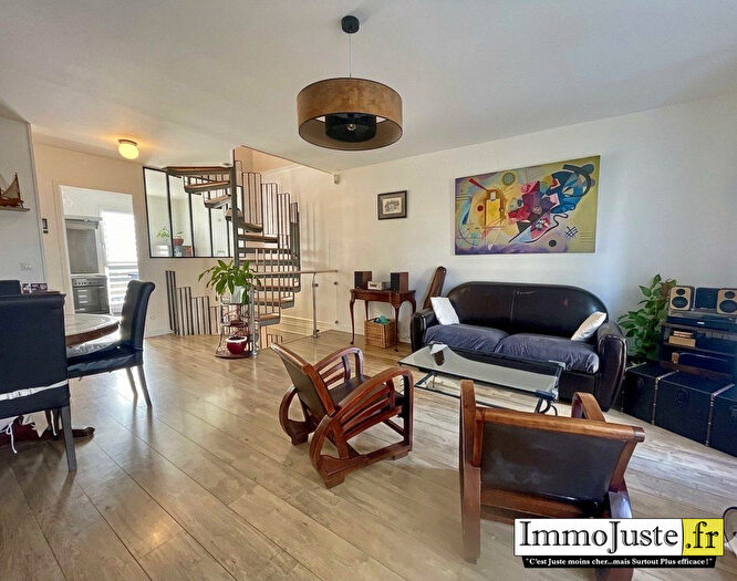 Maison à vendre - Guyancourt - 5 pièces - 4 chambres