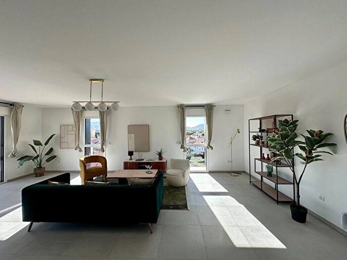 Appartement à vendre - Marseille e , Sainte-Anne - 4 pièces - 3 chambres