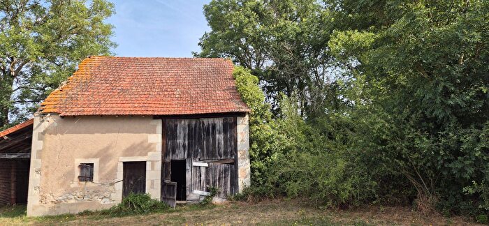 Saint-Pierre-les-Bois - Maison 3 pièces à vendre