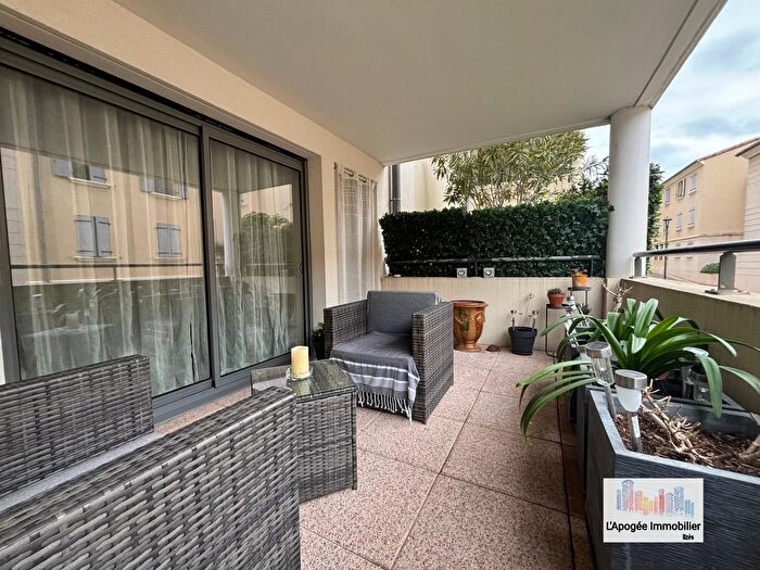 Appartement à vendre - Uzès - 3 pièces - 1 chambre