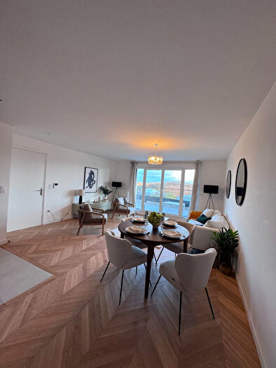 Appartement 4 pièces à vendre - Suresnes, Carnot, Gambetta