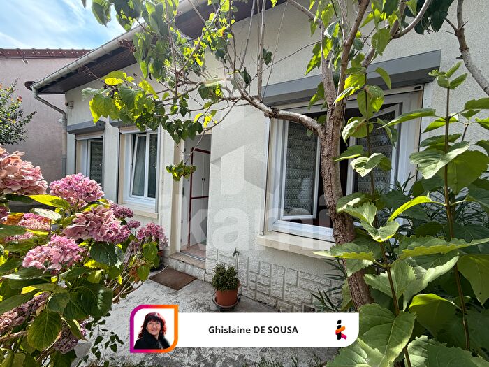 Bondy, Le Saule Blanc : Maison 7 pièces à vendre
