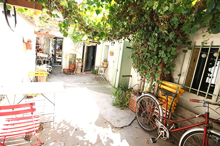 Maison 3 pièces à vendre à Nîmes, Placette