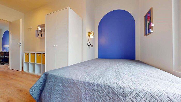 Appartement à louer - Clairmarais-Charles Arnould, Reims - 1 pièce