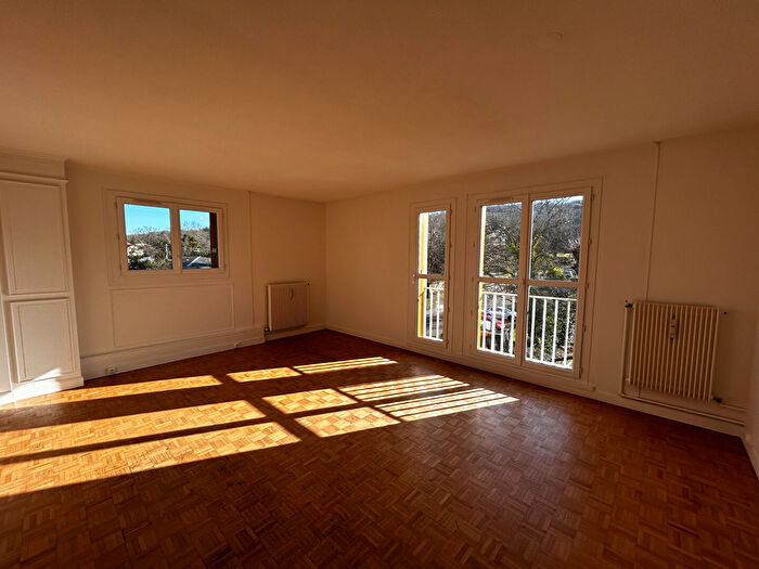 Orsay, Centre-ville : Appartement 3 pièces à louer