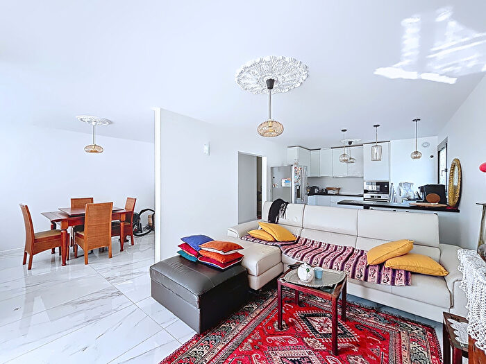 Appartement à vendre - Créteil, Bas du Mont-Mesly - 4 pièces - 2 chambres