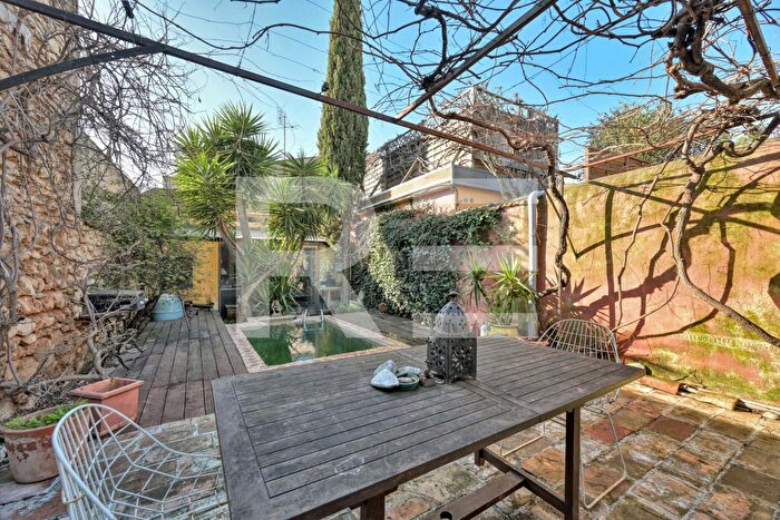 Maison à vendre - Nîmes, Gambetta - 4 pièces - 3 chambres