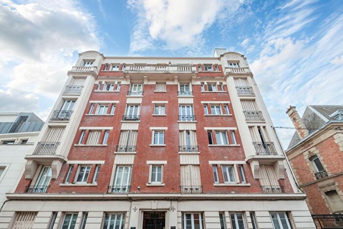 Appartement 2 pièces à vendre à Le Raincy, Gare