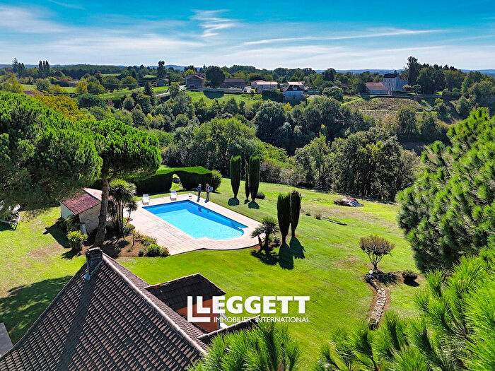 Maison à vendre - Nantheuil - 5 pièces - 4 chambres