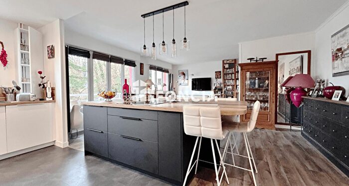 Appartement à vendre - Le Port-Marly - 4 pièces - 2 chambres